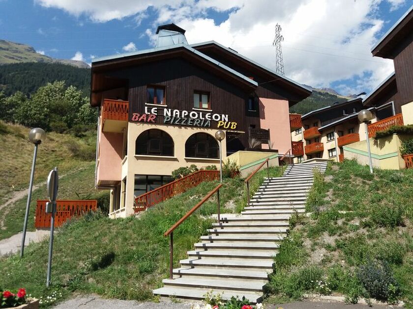 Bar Le Napoléon in Val-Cenis